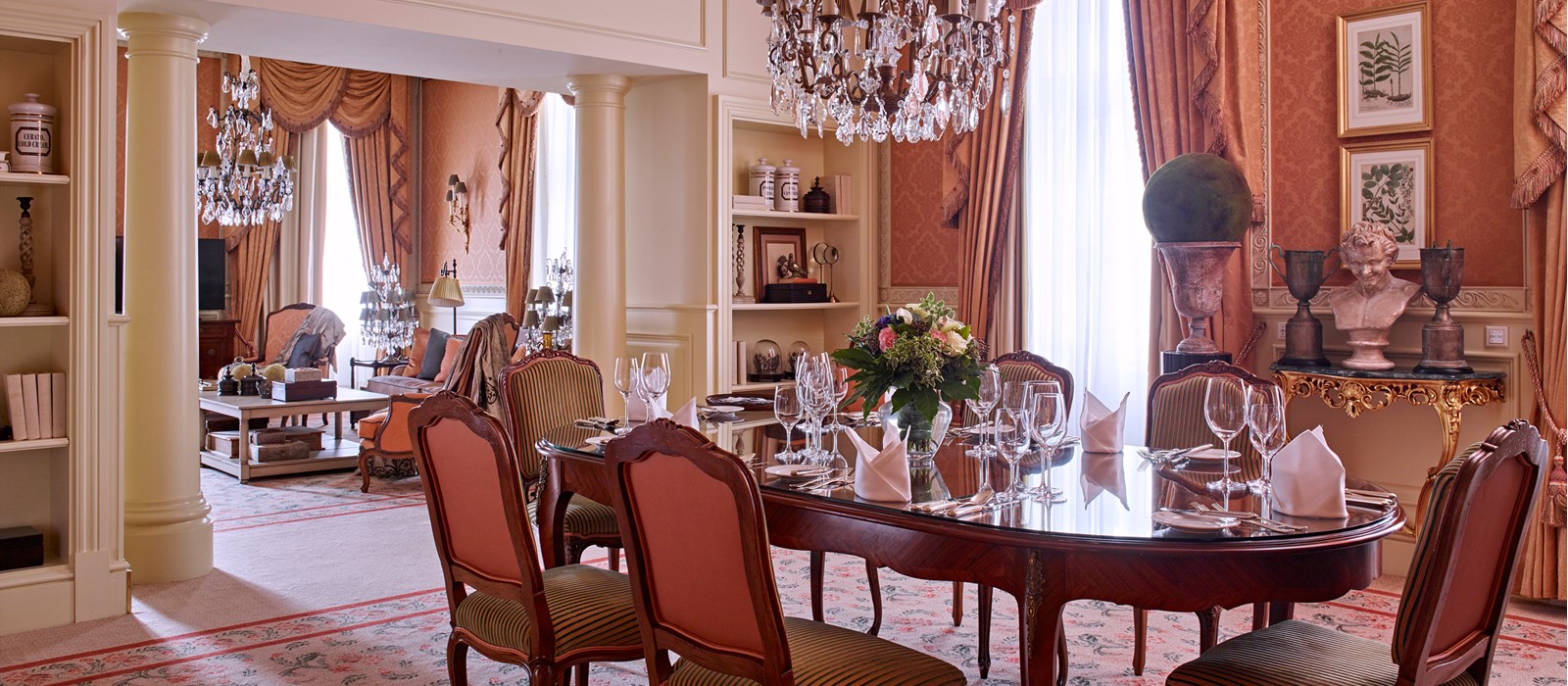 One Bedroom Suites with City View | Luxury Hotel in Vienna | Grand ...